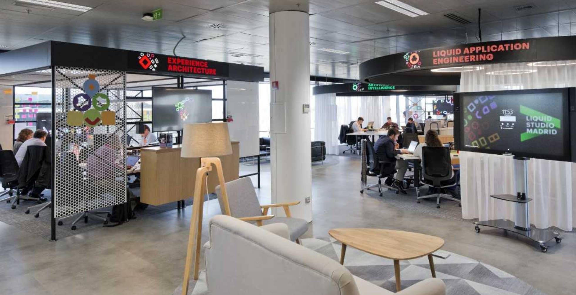 Accenture abre un centro en Madrid para que las empresas creen ...