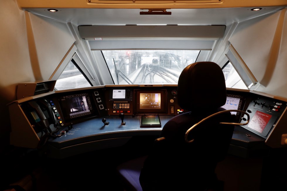 Fotos: Así rueda en pruebas Avlo, el 'low cost' de Renfe | Cinco Días ...