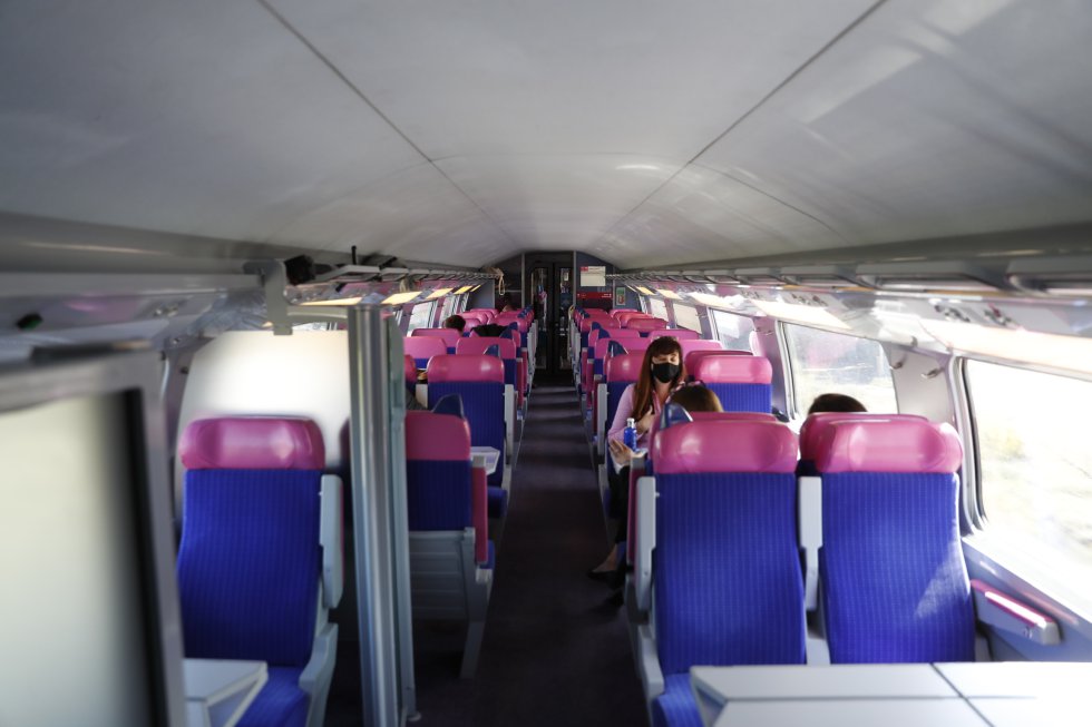 Fotos: Así es Ouigo, el nuevo tren de alta velocidad a bajo coste ...