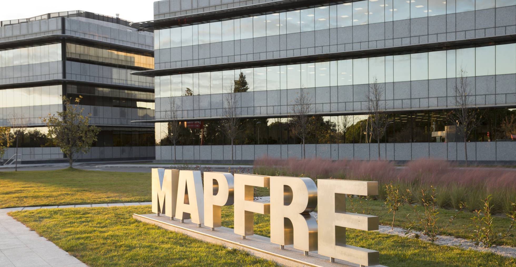Mapfre: compromiso firme con la sociedad y con el entorno | Extras ...