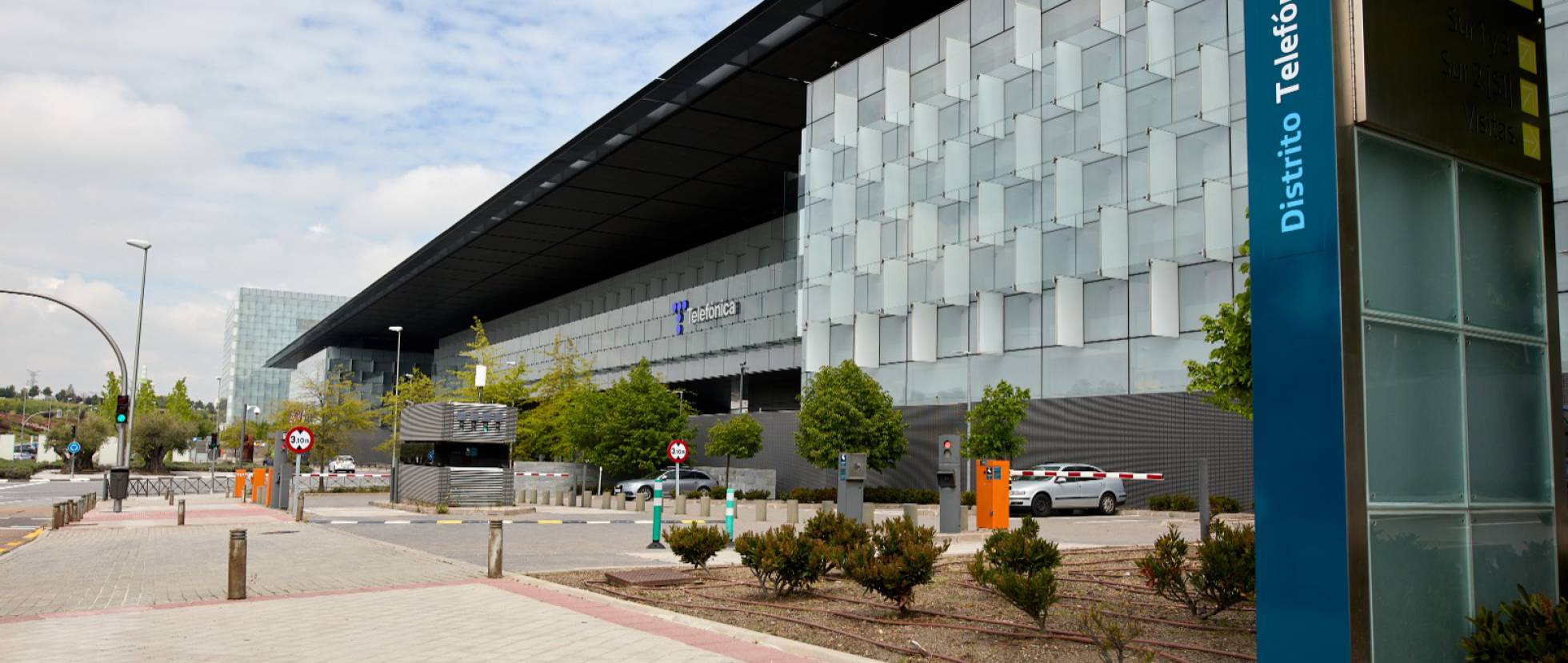 Telefónica acuerda la venta de su filial de El Salvador por 125 ...