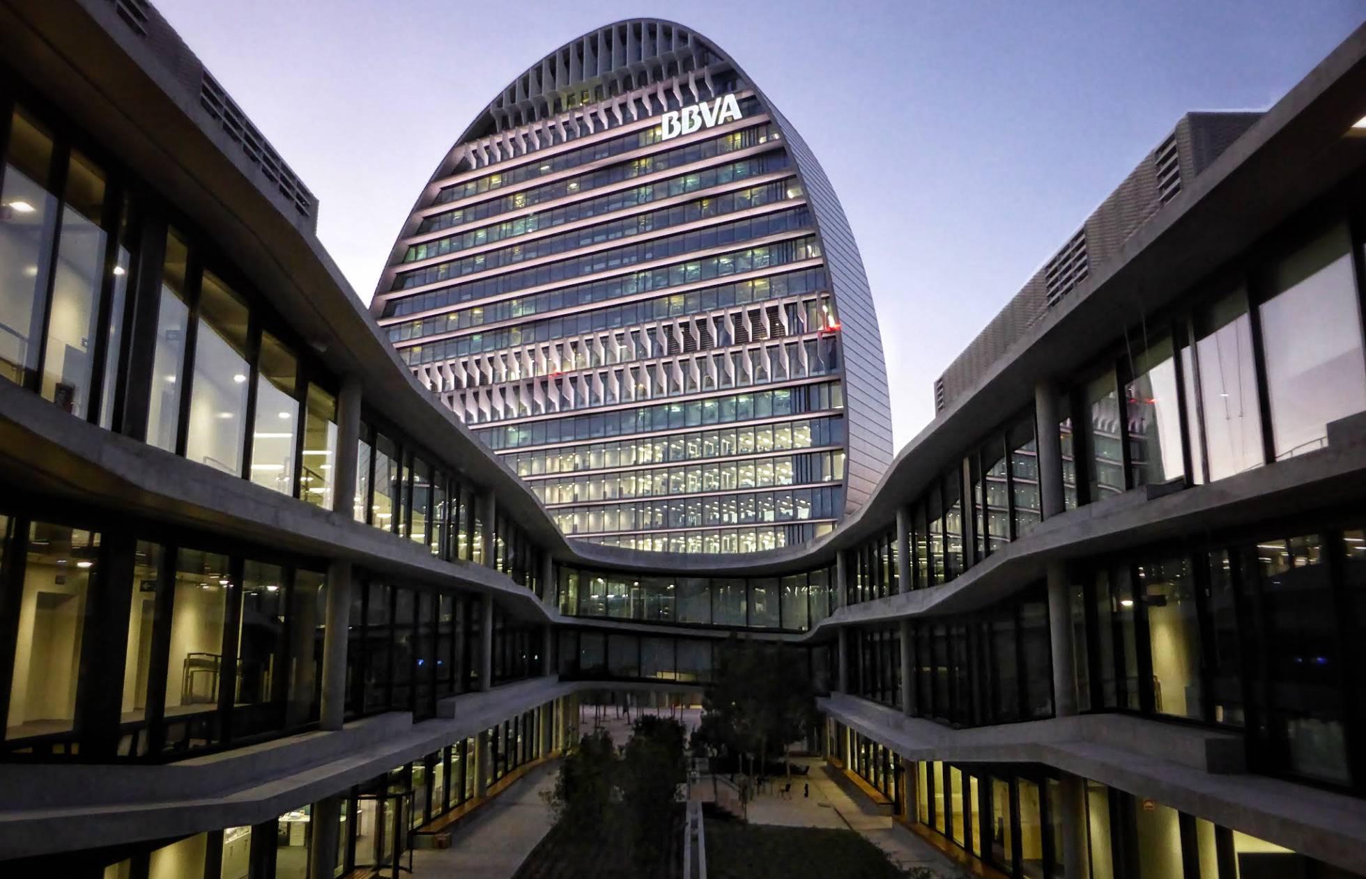 Accenture compra Qipro Soluciones a BBVA y prestará al banco servicios ...