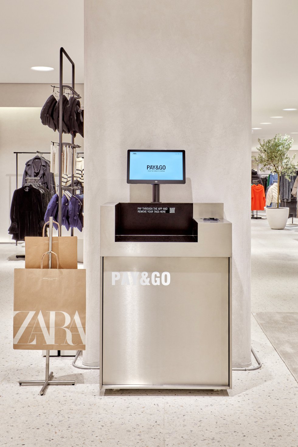 Fotos: La nueva megatienda de Zara en Londres: 4.500 metros cuadrados y ...